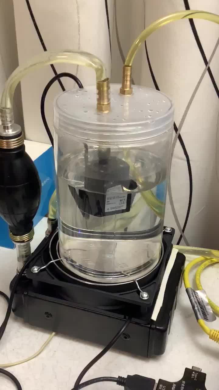 自制笔记本水冷散热,你重未见过的船新版本