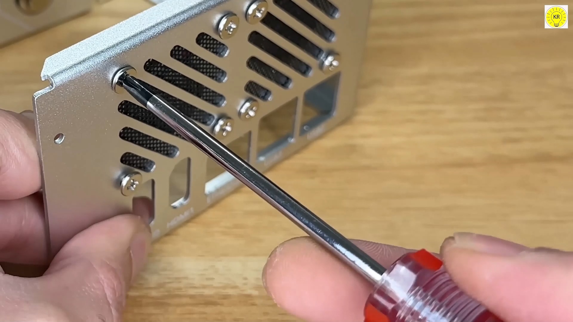 手搓mini电脑,这或许是最小的微型电脑DIY