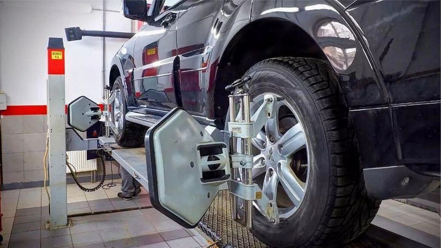 车在什么情况下需要做四轮定位?