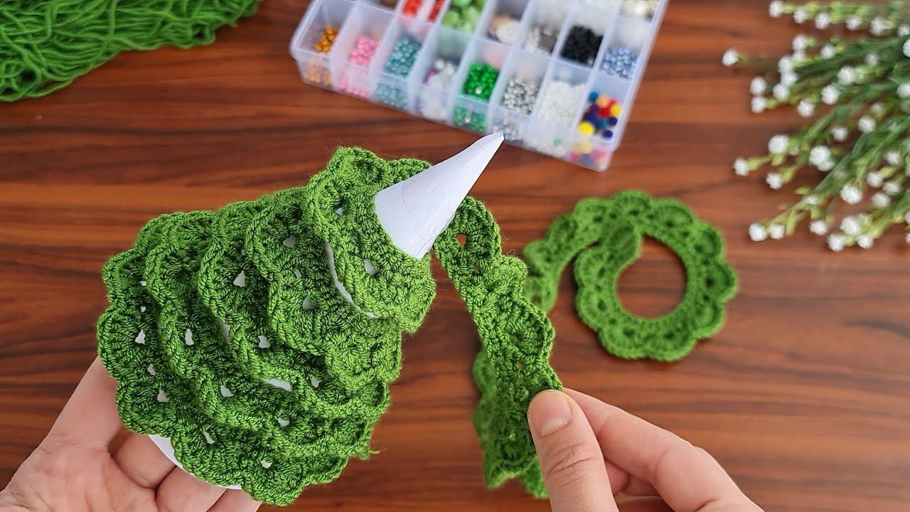 ...3D圣诞树钩编制作方法,简单易学适合新手,diy毛线钩针编织圣诞树。