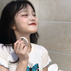 是腮腮吖 