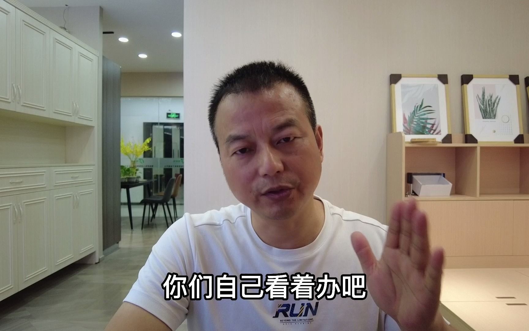 志邦无醛颗粒板做衣柜怎么样?一定要谨慎选择,避免掉坑