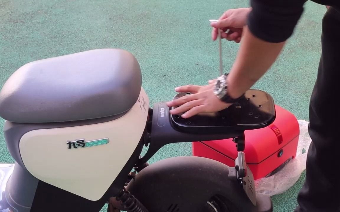 Ninebot九号电动车后备箱B30c B80b60收纳储物后尾箱无损改装配件...