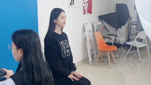学信网毕业照采集 十秒不到 不仅快门按得快 也在说我的青春也过得好快