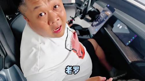 哪吒S比海豹好很多?!