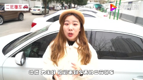 自动挡车等红灯时,应该挂什么档位?很多新手不清楚,你做对了吗