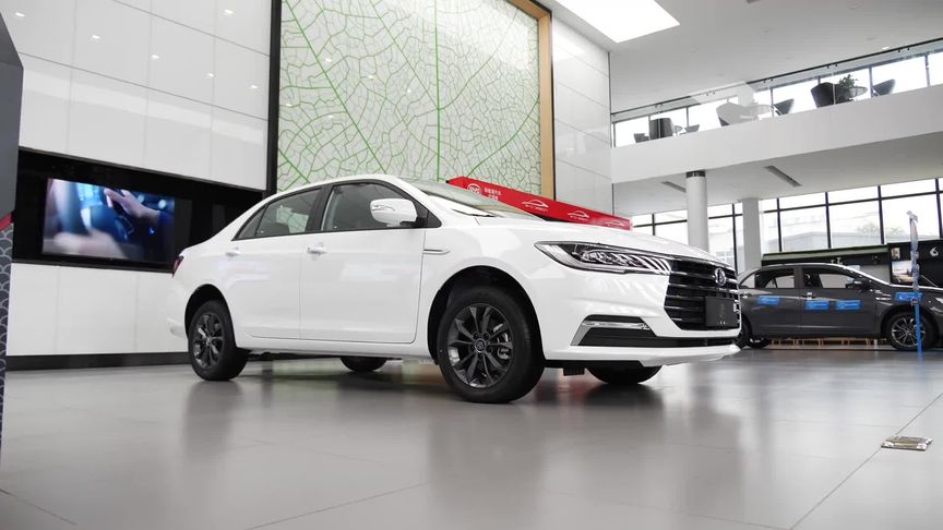 比亚迪全新秦燃油&EV纯电版怎么样?