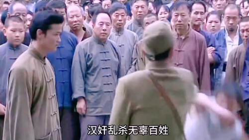 被互换的孩子完全继承亲生父亲的一副德行