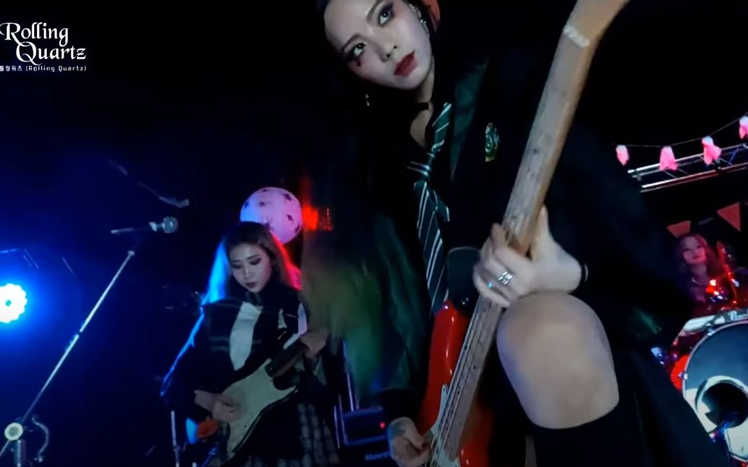 韩国女子乐团-Rolling Quartz在万圣节的Diadem House Party