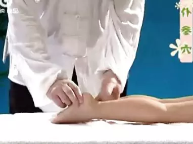 《岳氏中医学堂》之小儿经络推拿健康手册 - 08下肢部