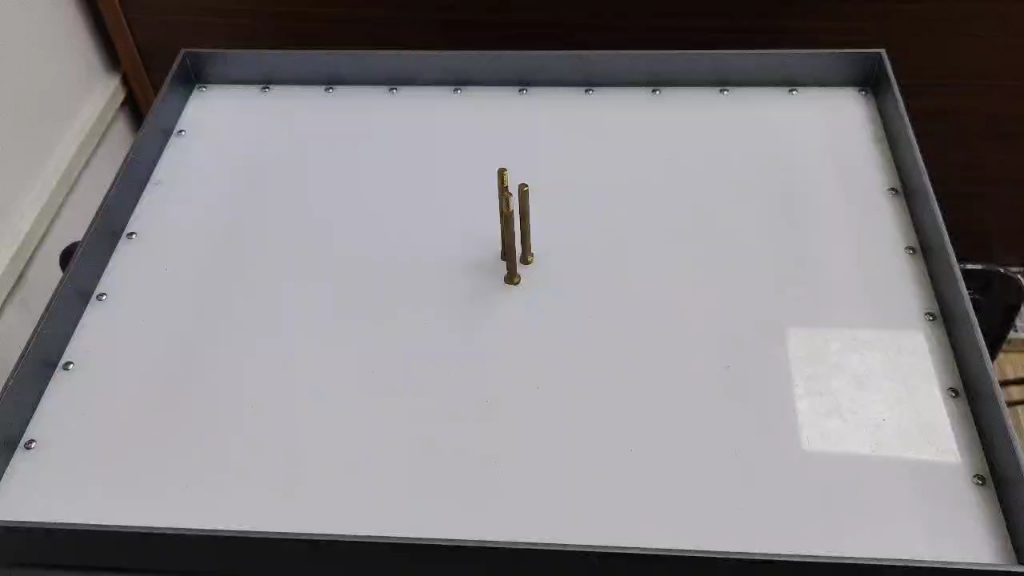 赛立恩柔性振动盘控制器,音圈电机,光源板。物料的平稳快速移动