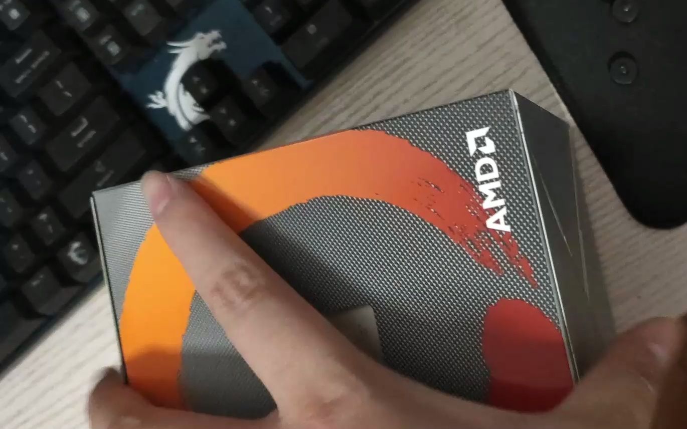 【装机】400块不到的b550超性价比主板,带3700x试试,顺便升级pcie...