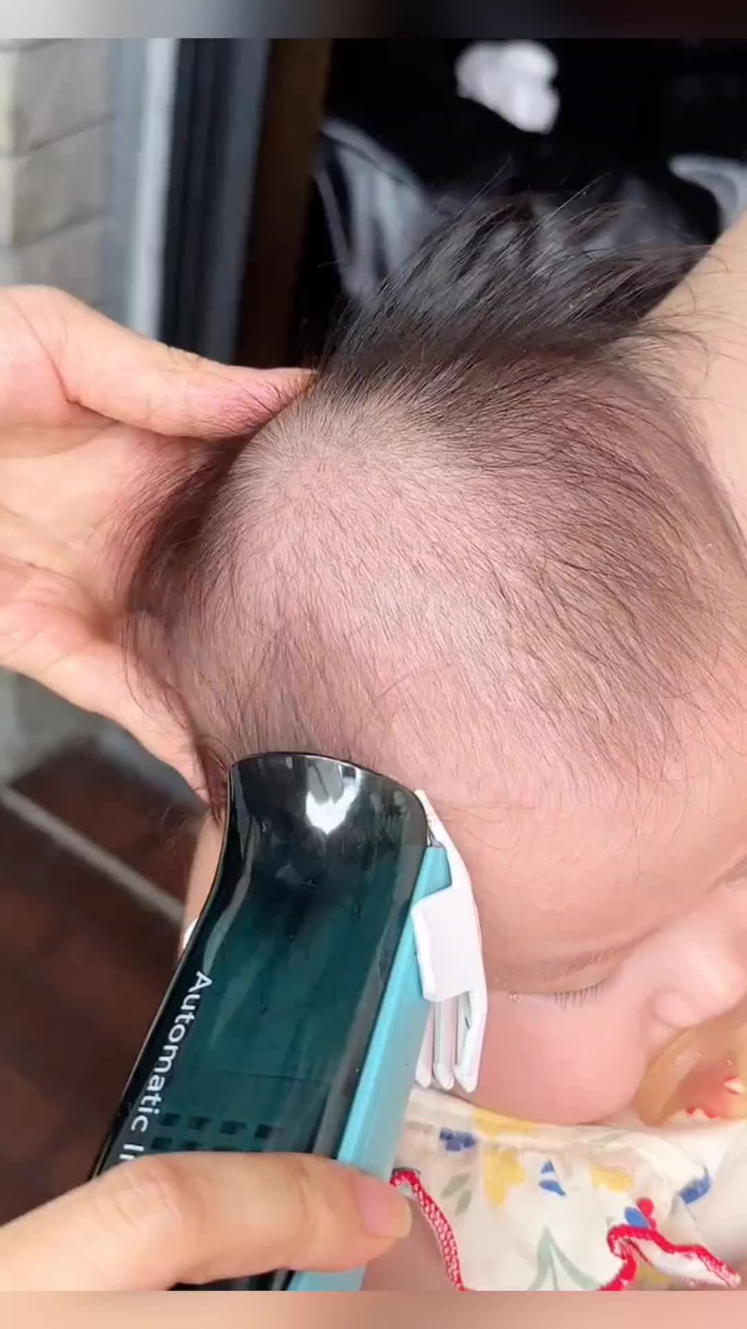 自动吸发婴儿理发器家用超静音宝宝剃头发#神器#新生儿#低音#电...