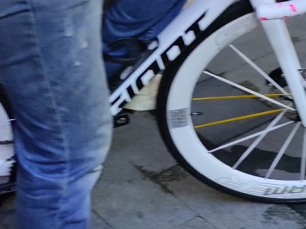 ...把,捷安特fleet slr坐垫,捷安特粉白耐脏把带!这么酷的车小伙子可喜欢了!