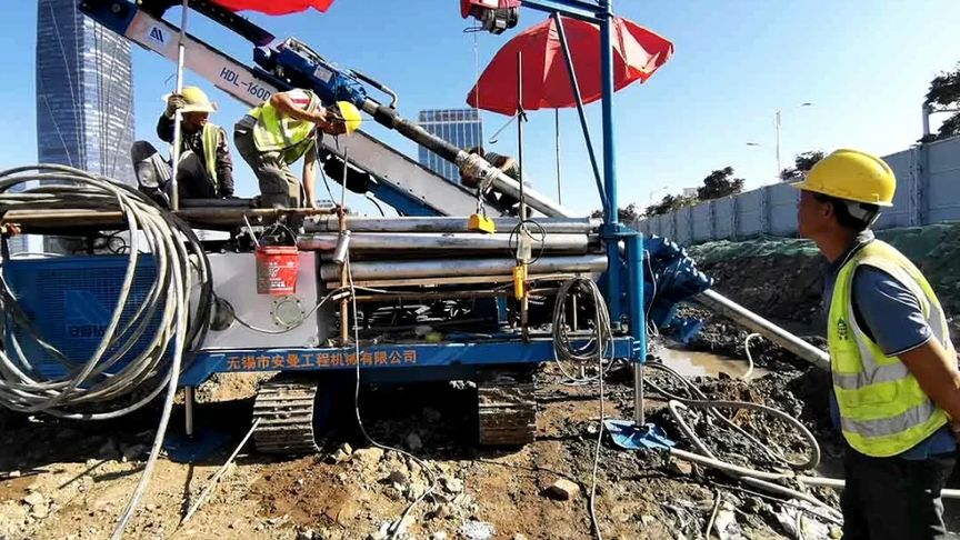 锚索钻机施工