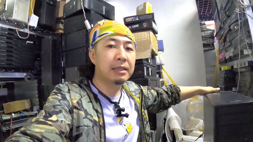 一款适合做数据服务器的机器,看看是什么品牌。