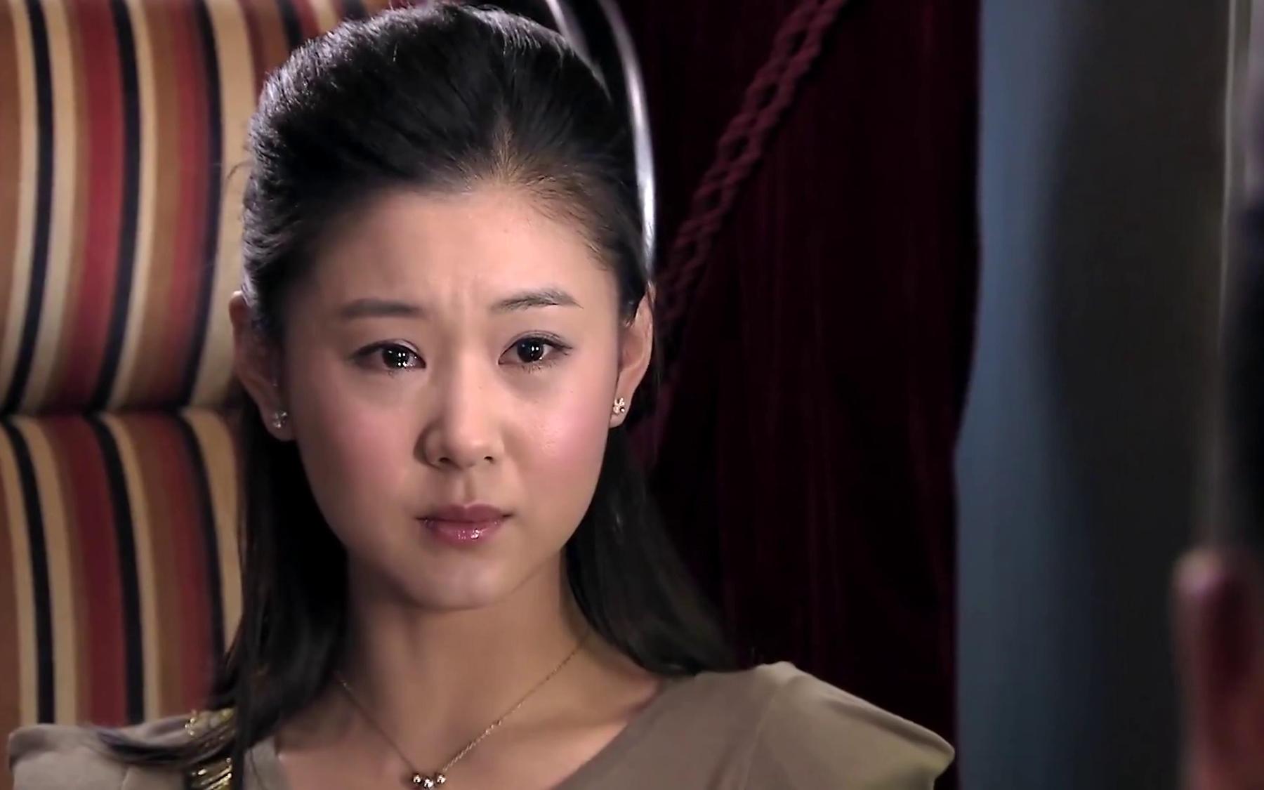 离婚:富少邀女孩去酒庄,女孩芳心暗许,哪料下秒富少暴露本性