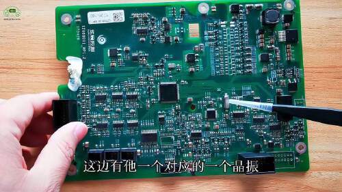 拆解维修全过程!新能源汽车"大脑"控制器电路板故障修复实战教学