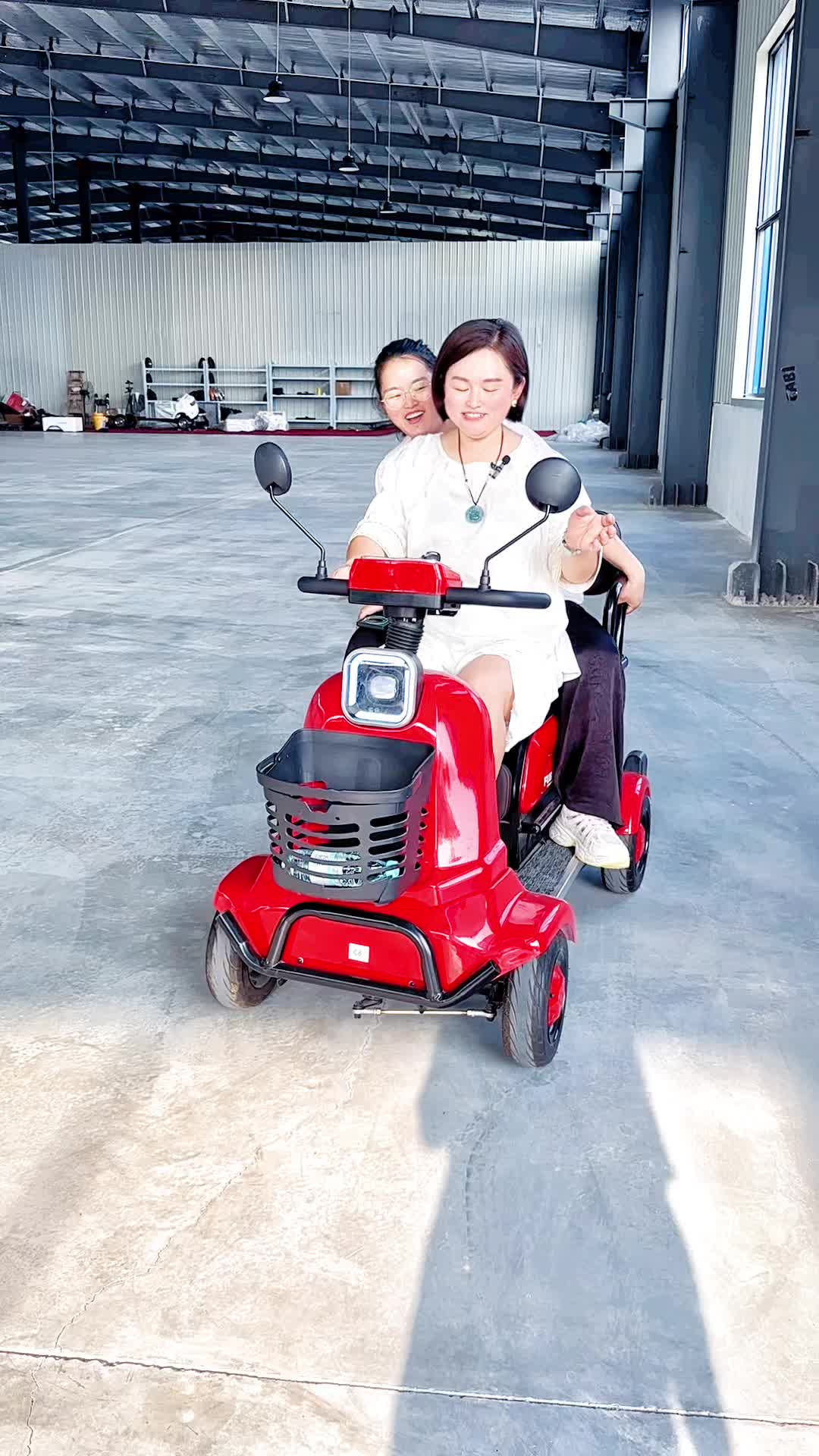 小型四轮电动车C7双人代步四轮车#老年代步车 #四轮低速电动车 #...