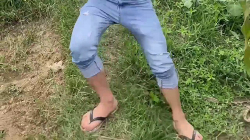 在农村生活没有两下子的话连自己的土地都保不住!想不到结果她