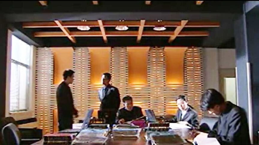 美国安然公司竟宣布破产,市场的变化太无常,小心为好!