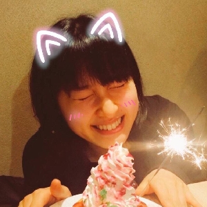 土屋太鳳的小脸蛋儿 