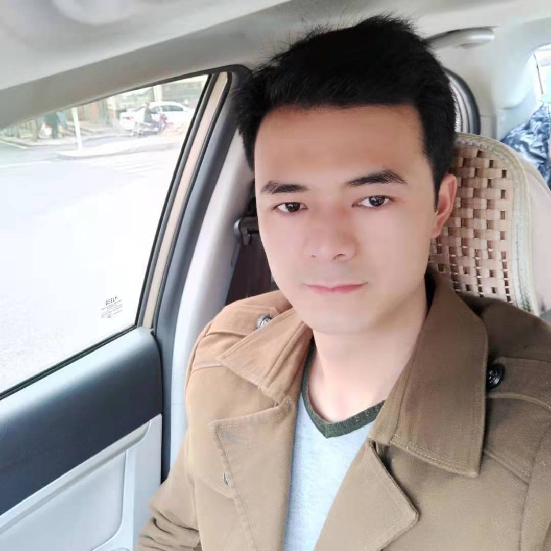 高个子明哥 