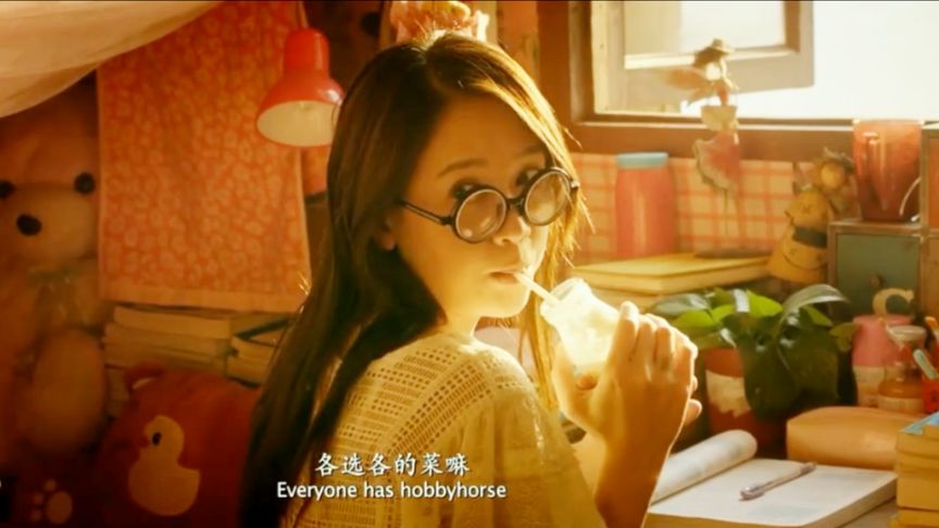 女生宿舍打架也意外凶狠,丑态百出毫不自知,被对面男生尽收眼底