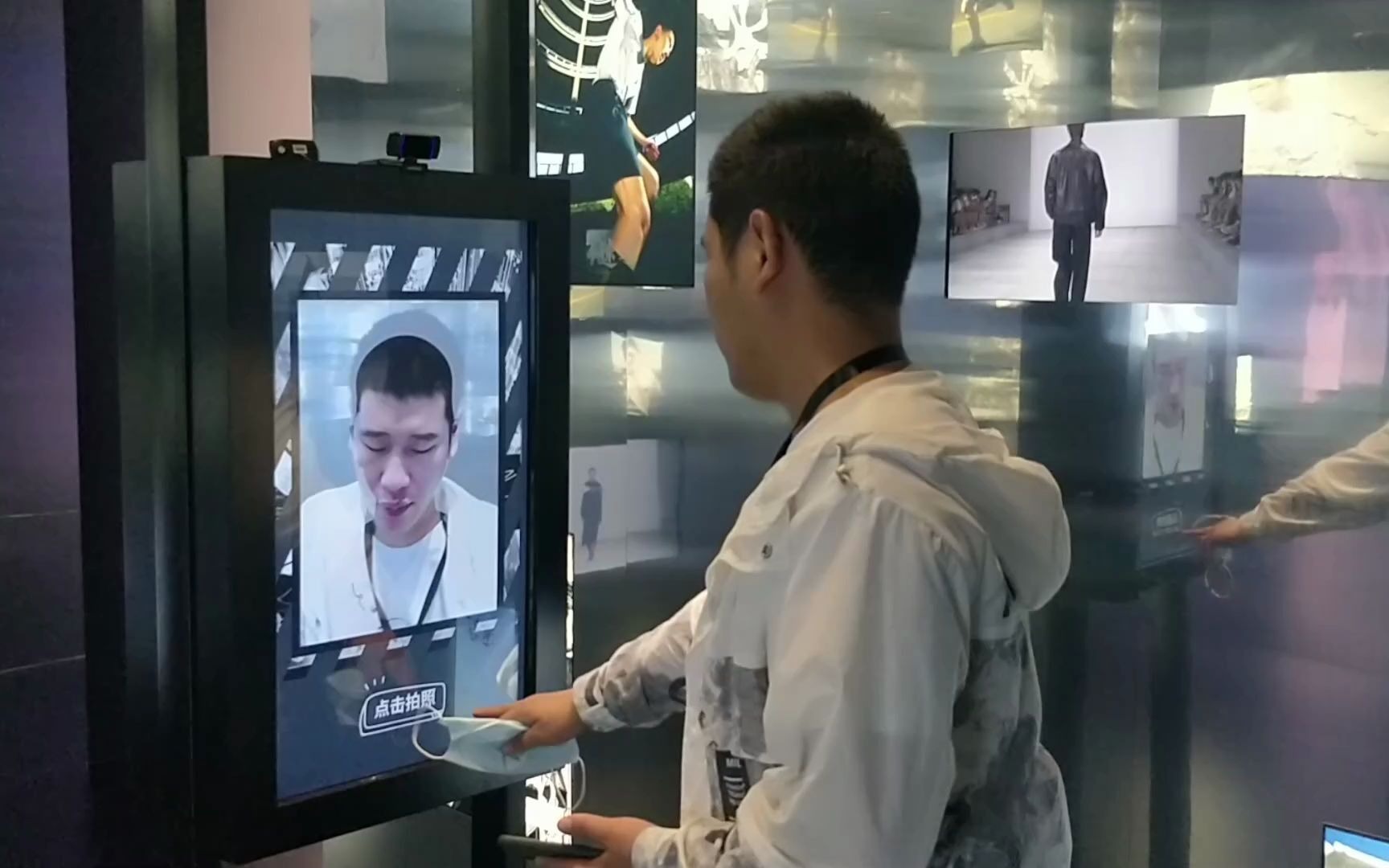...【案例-展会】微信小程序互动 现场打印照片 活动定制唛丁科技创意...