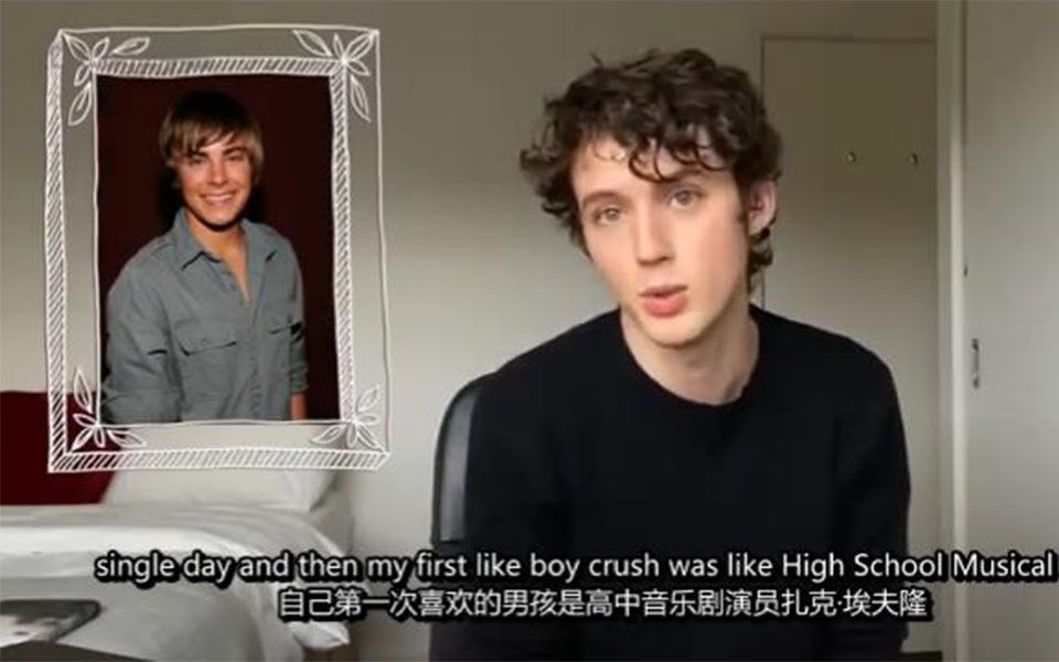 ...第一次”包括初恋,喜欢的明星,最好的朋友以及第一个电子邮箱地址哦