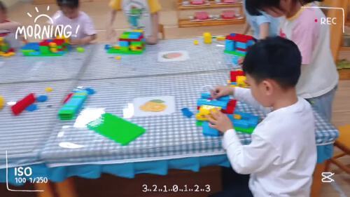 红黄蓝幼儿园机器人课程,一个激发孩子无限想象,提升罗辑思维的课程