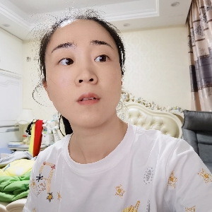 雯雯陪你一起追剧 