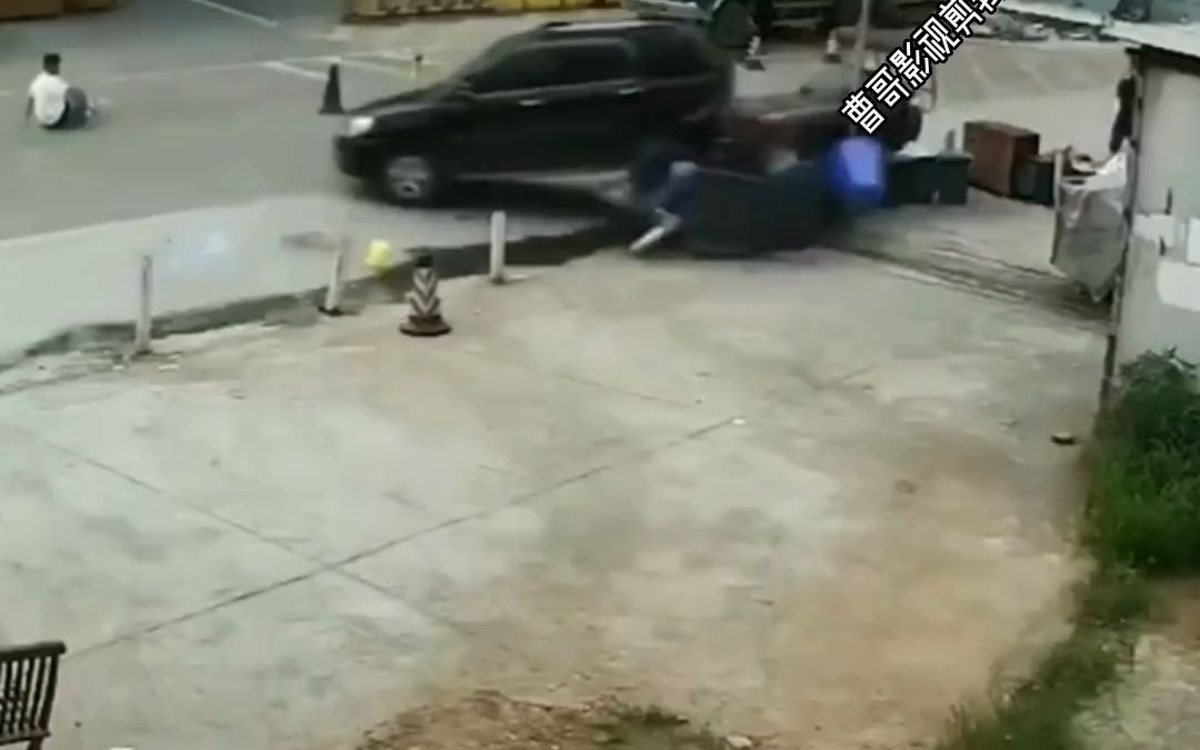 双层胶条汽车雨刮器通用型原装升级静音无骨前雨刷片专车专用接口