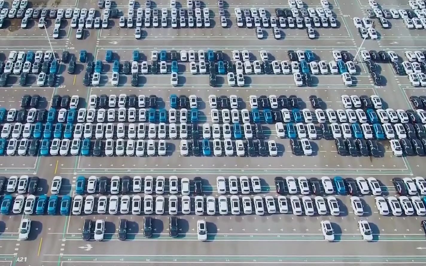 【大湾区凭什么牛】大到汽车,小到智能手机,粤港澳大湾区的现代产业...