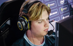 CSGO职业哥 Kjaerbye