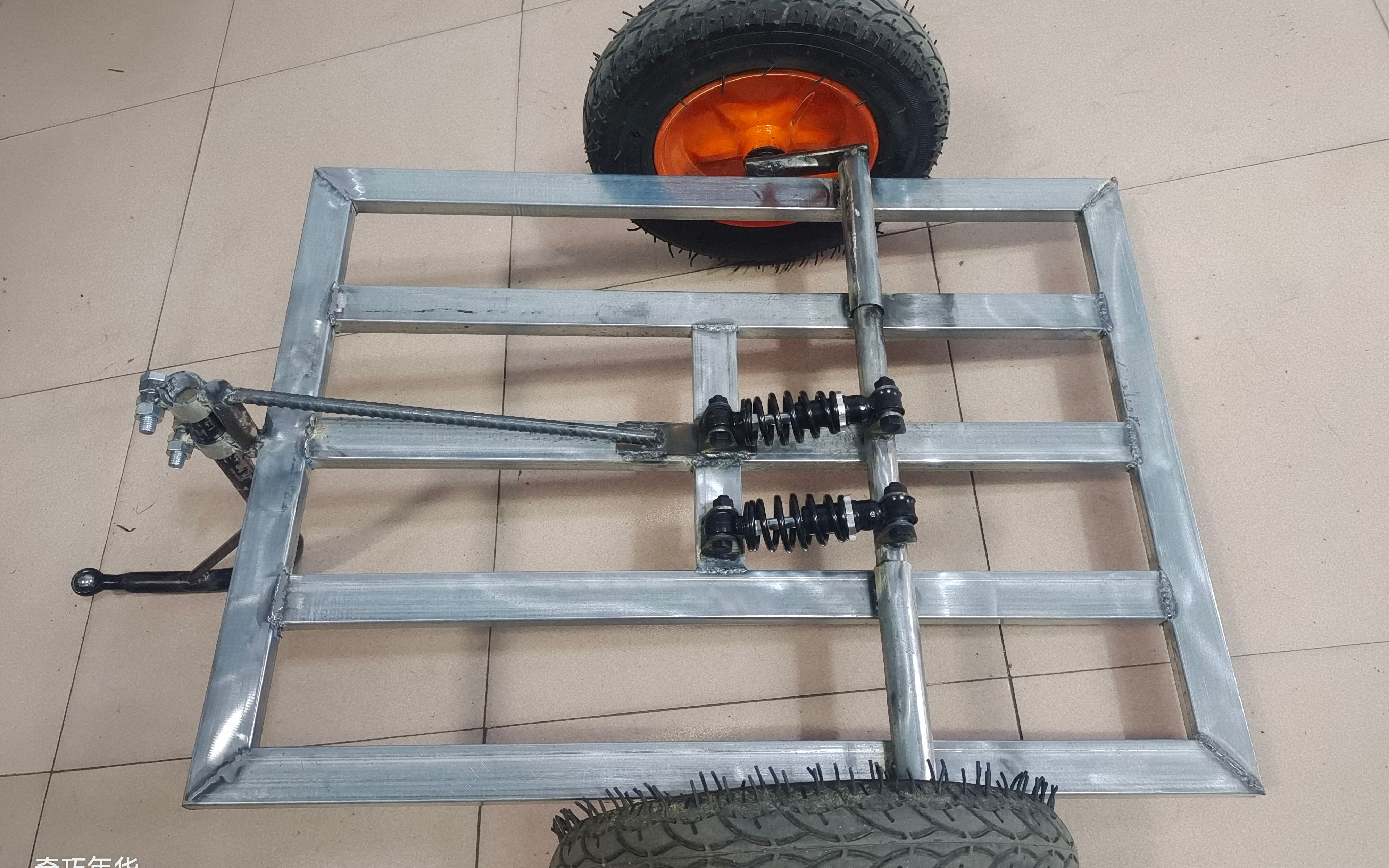 扭力超低底盘高速小拖车。