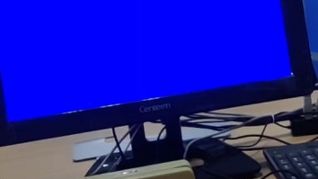 大学实验室的电脑…