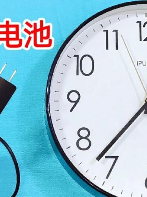 原来在钟表上放一个手机充电器,用途这么大,永远都不用换电池了