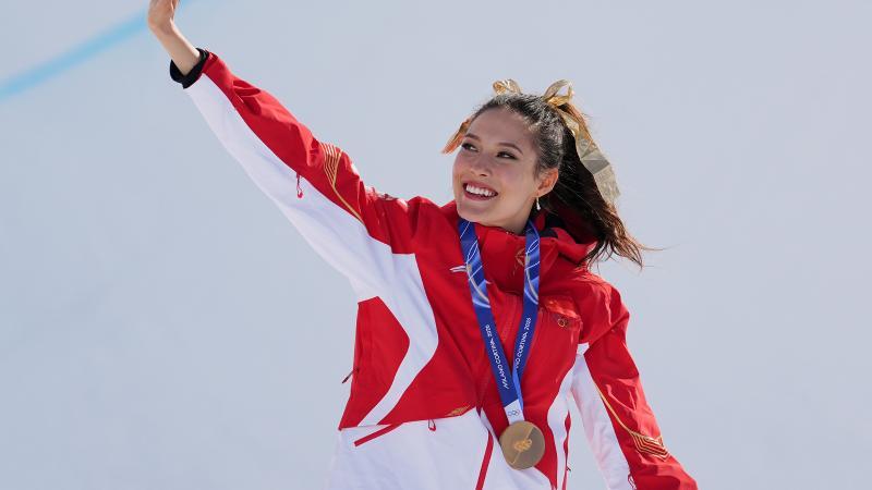 [冬奥会]谷爱凌摘金 李方慧夺银 收官日圆满