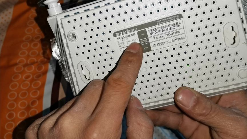 路由器桥接,家里没网,有这个办法,网速嗖嗖的