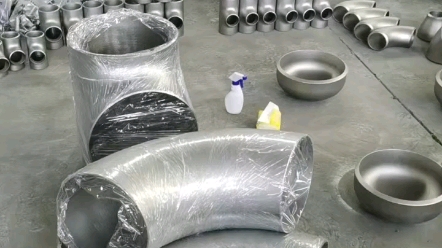 304不锈钢弯头三通大小头管件现货,河北弘原管道有限公司制作