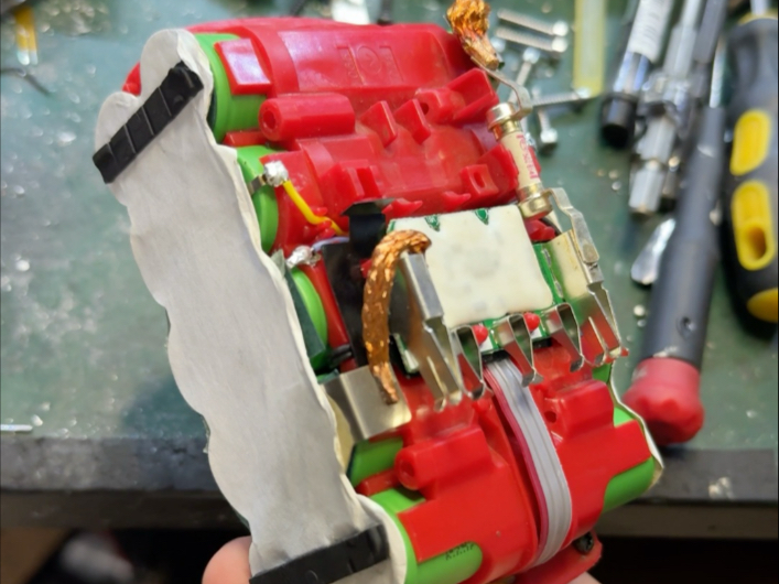 博世18v电池无法充电无法放电维修,电池芯异常更换