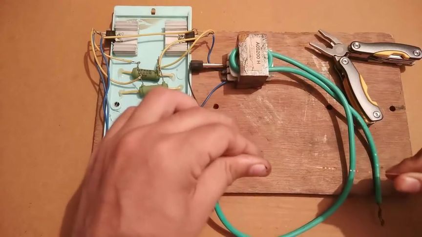 1A至50A的电流升压逆变器电路制作方法