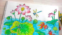 夏天一起画荷花《鱼戏荷塘》【飞飞童画集】儿童画教程