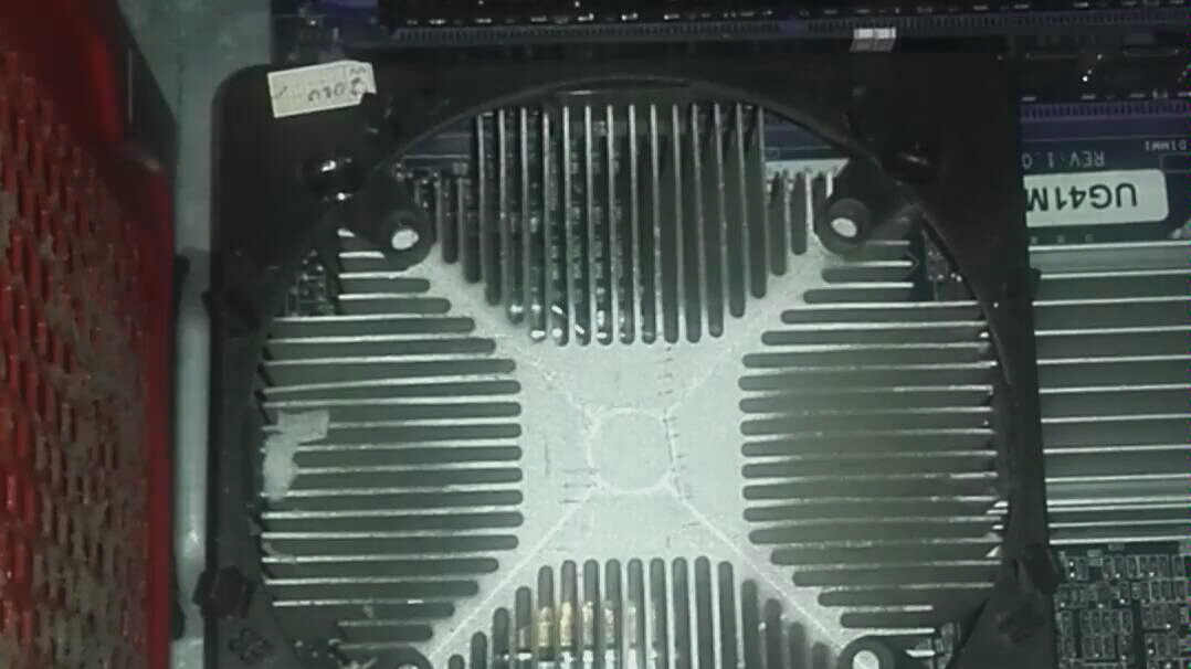 电脑CPU硅脂更换