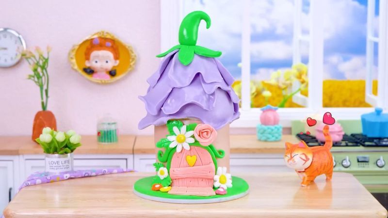迷你厨房:想知道怎么用翻糖制作小屋蛋糕吗看完大家自己在家也能做