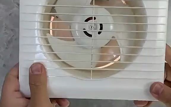 厨房油烟管道上可安装这种止回阀,防蚊防虫防老鼠,防倒灌