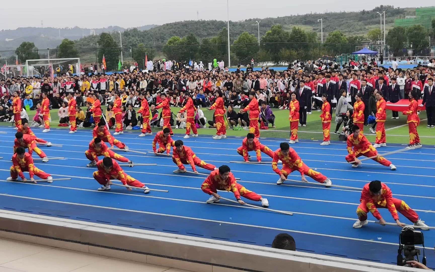 夷陵中学第53届运动会1810班入场式