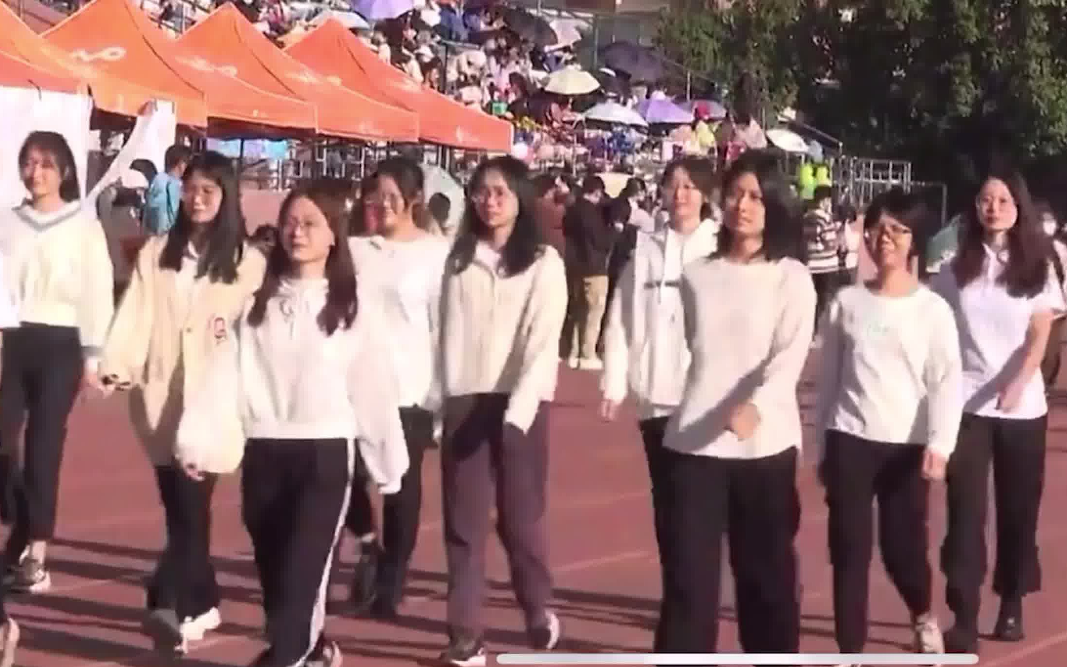 华南师范大学2021年校运会开幕式方阵进场和歌舞表演