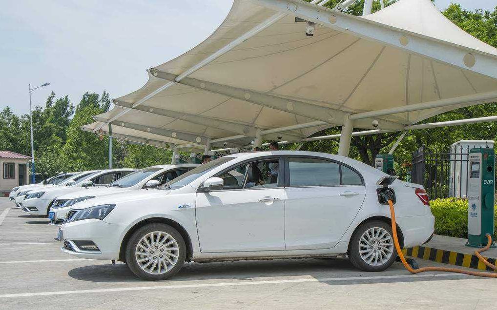 电动车为啥越来越少?看看昆明的电动汽车现状聊聊电动车的前途